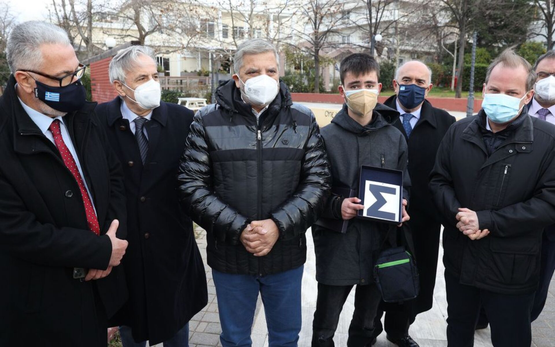 Αυτός είναι ο πρώτος 17χρονος με δίπλωμα οδήγησης στην Ελλάδα! | Ellada ...