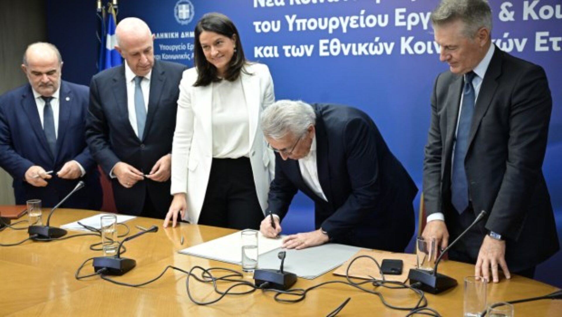 Οι τέσσερις αλλαγές στις συλλογικές συμβάσεις - Τι προβλέπει η συμφωνία ...