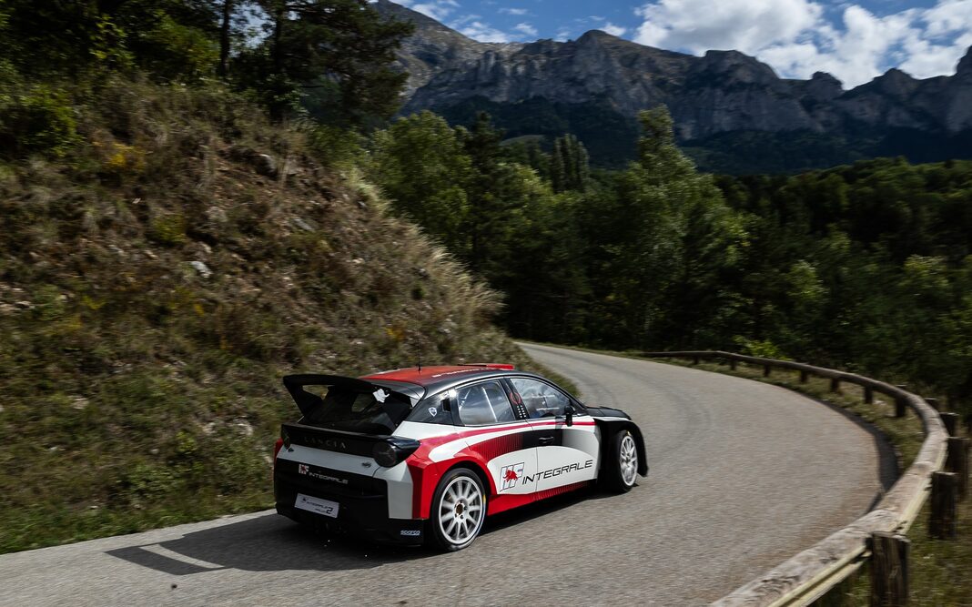Η Lancia Integrale επέστρεψε! [video] - Η Lancia αποκάλυψε την Ypsilon ...