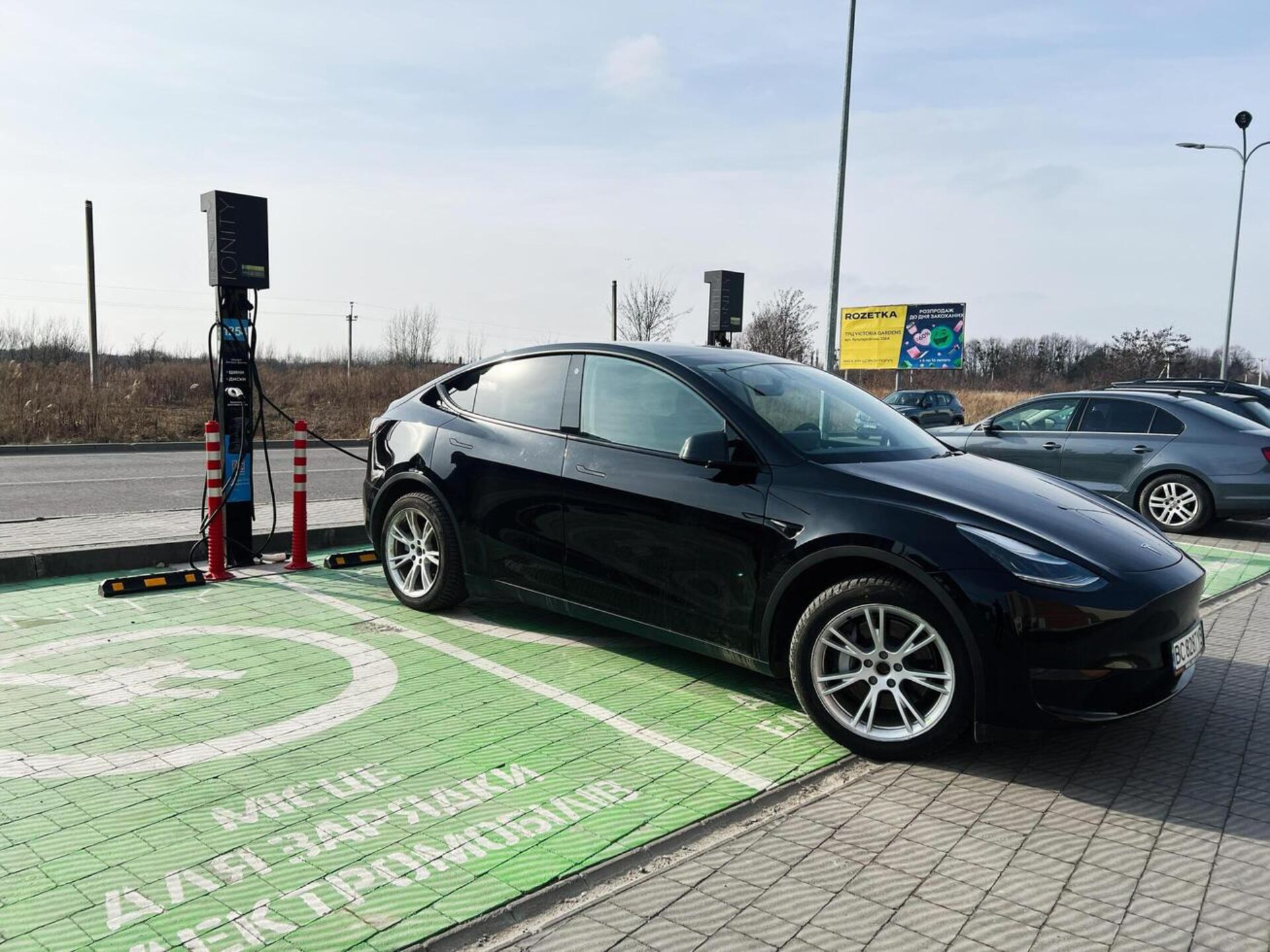 Το πρόβλημα που έχει το Tesla Model Y – Πάει για ανάκληση; - Το ...